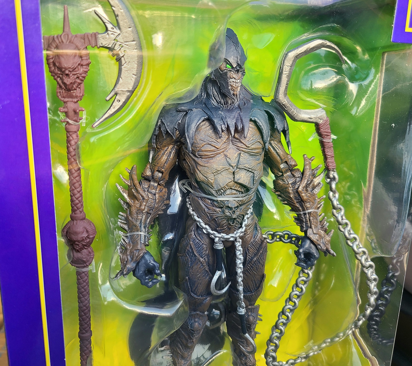 McFarlane Toys Spawn – Raven Spawn 7-Inch Action Figure